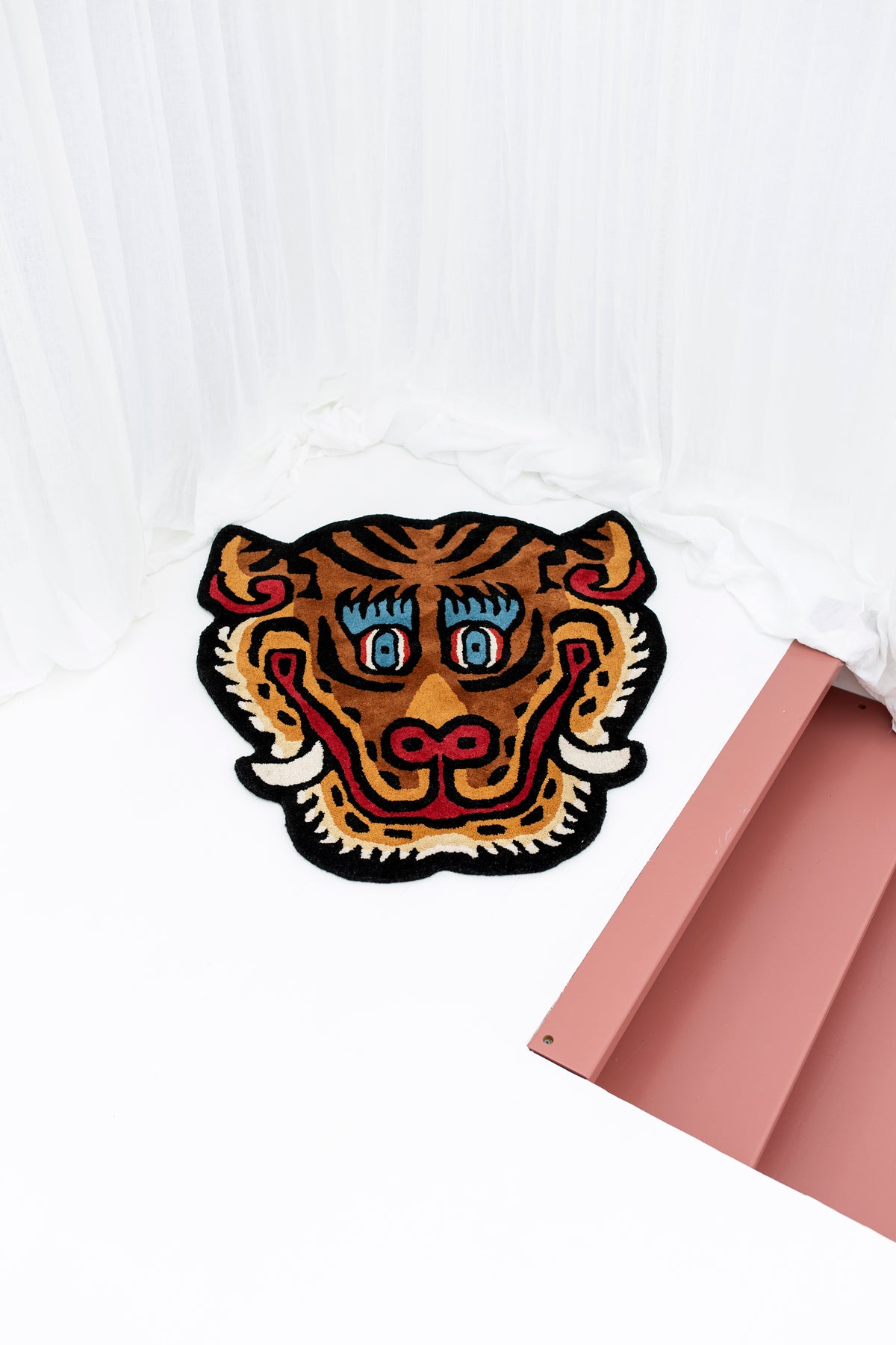 Tiger Face Rug Large